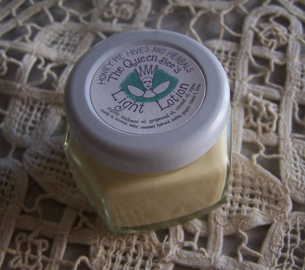 Queen Bee's Light Lotion – Honey Pie Hives & Herbals
